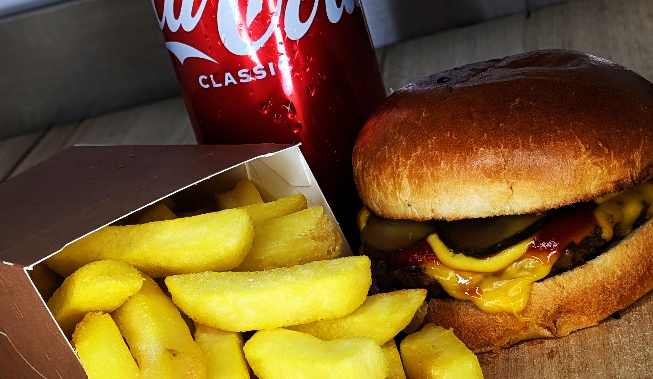 Cheese Burger | Juicy Birds